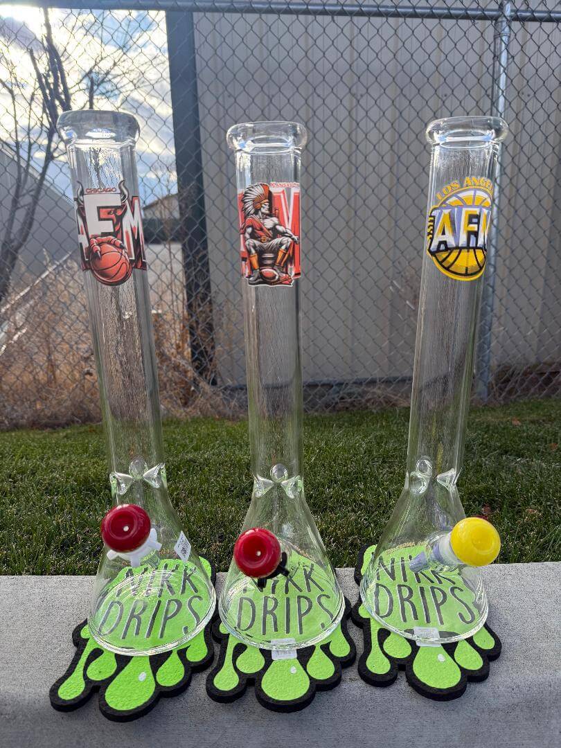 AFM Glass 18" Beaker - Sports Edition – Nikk Drips